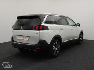 Balts Peugeot 5008 2019 Viļņa, ar dzinēja tilpumu 1.50 L un nobraukumu 153 tūkst. km par 18199 €, foto 8 vietnē AUTOMOTO.COM.LV