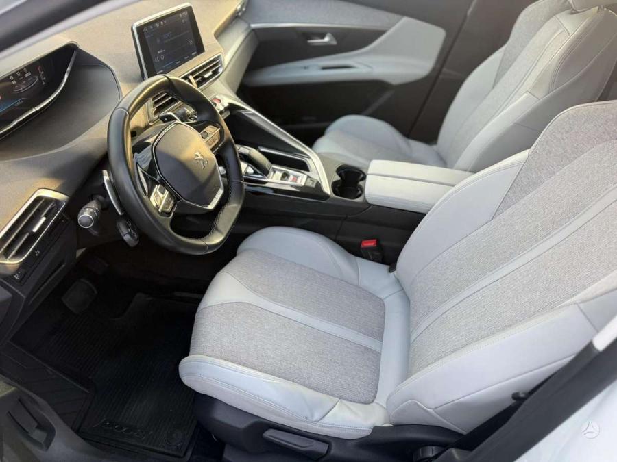 Balts Peugeot 5008 2019 Rīga, ar dzinēja tilpumu 0.00 L un nobraukumu 81 tūkst. km par 15900 €, foto 14 vietnē AUTOMOTO.COM.LV