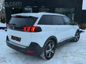 White Peugeot 5008 2019 in Riga, with an engine capacity of 1.50 L and mileage of 81 thousand km for 15700 €, photo 6 on AUTOMOTO.COM.LV