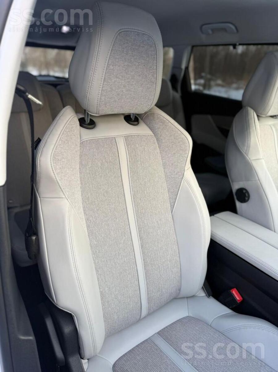 White Peugeot 5008 2019 in Riga, with an engine capacity of 1.50 L and mileage of 81 thousand km for 15700 €, photo 20 on AUTOMOTO.COM.LV