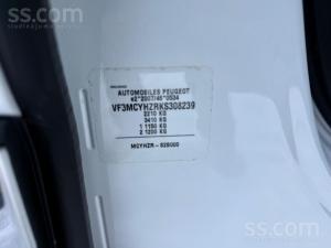 White Peugeot 5008 2019 in Riga, with an engine capacity of 1.50 L and mileage of 81 thousand km for 15700 €, photo 31 on AUTOMOTO.COM.LV