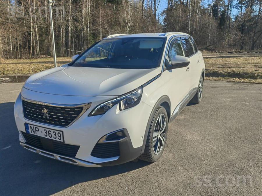 White Peugeot 5008 2019 in Riga, with an engine capacity of 1.50 L and mileage of 148 thousand km for 14990 €, photo 3 on AUTOMOTO.COM.LV