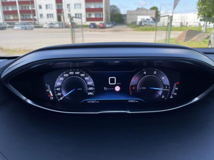 Balts Peugeot 5008 2019 Rīga, ar dzinēja tilpumu 1.50 L un nobraukumu 147 tūkst. km par 11600 €, foto 4 vietnē AUTOMOTO.COM.LV
