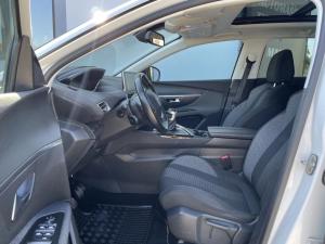 Balts Peugeot 5008 2019 Rīga, ar dzinēja tilpumu 1.50 L un nobraukumu 147 tūkst. km par 11600 €, foto 12 vietnē AUTOMOTO.COM.LV