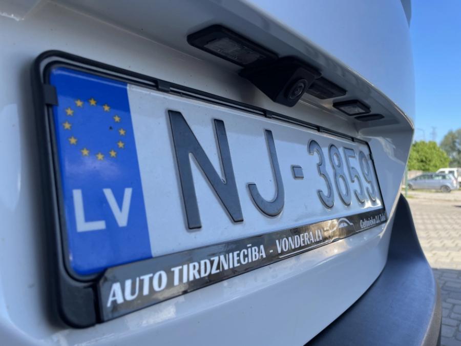 Balts Peugeot 5008 2019 Rīga, ar dzinēja tilpumu 1.50 L un nobraukumu 147 tūkst. km par 11600 €, foto 20 vietnē AUTOMOTO.COM.LV