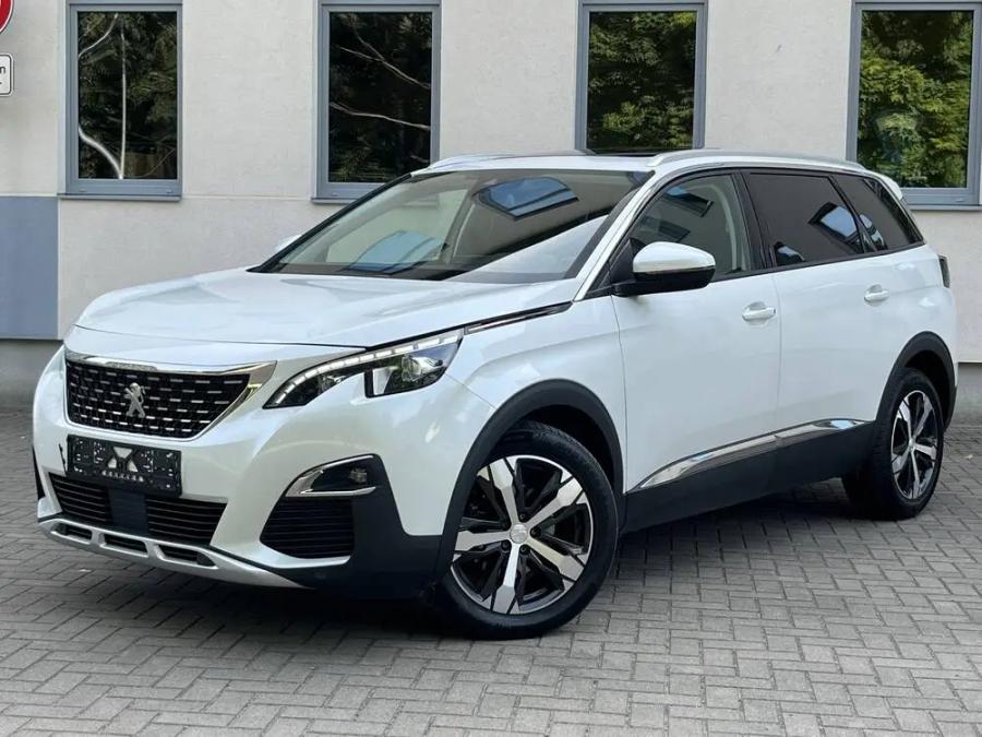 Balts Peugeot 5008 2019 Jelgava, ar dzinēja tilpumu 1.20 L un nobraukumu 131 tūkst. km par 12590 €, foto 1 vietnē AUTOMOTO.COM.LV