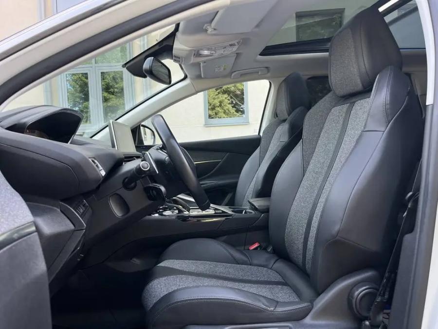 Balts Peugeot 5008 2019 Jelgava, ar dzinēja tilpumu 1.20 L un nobraukumu 131 tūkst. km par 12590 €, foto 13 vietnē AUTOMOTO.COM.LV