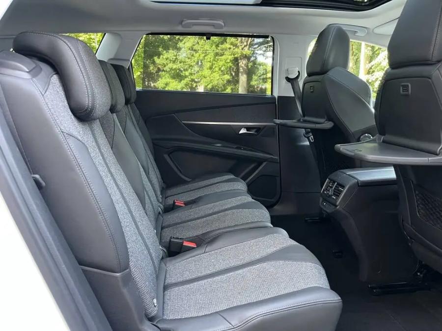 Balts Peugeot 5008 2019 Jelgava, ar dzinēja tilpumu 1.20 L un nobraukumu 131 tūkst. km par 12590 €, foto 14 vietnē AUTOMOTO.COM.LV