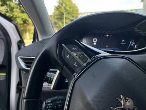 Balts Peugeot 5008 2019 Jelgava, ar dzinēja tilpumu 1.20 L un nobraukumu 131 tūkst. km par 12590 €, foto 22 vietnē AUTOMOTO.COM.LV