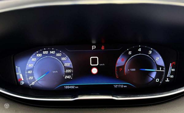 Balts Peugeot 5008 2019 Kauņa, ar dzinēja tilpumu 1.20 L un nobraukumu 189 tūkst. km par 11200 €, foto 9 vietnē AUTOMOTO.COM.LV