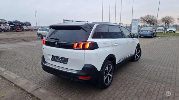 White Peugeot 5008 2020 in Marijampole, with an engine capacity of 1.50 L and mileage of 169 thousand km for 15790 €, photo 6 on AUTOMOTO.COM.LV