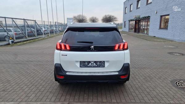 White Peugeot 5008 2020 in Marijampole, with an engine capacity of 1.50 L and mileage of 169 thousand km for 15790 €, photo 7 on AUTOMOTO.COM.LV