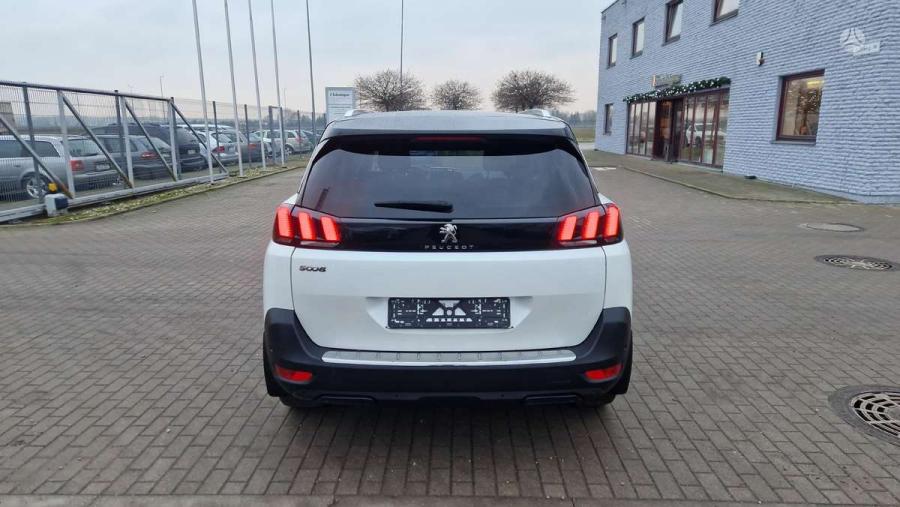 Balts Peugeot 5008 2020 Marijampole, ar dzinēja tilpumu 1.50 L un nobraukumu 169 tūkst. km par 15790 €, foto 7 vietnē AUTOMOTO.COM.LV