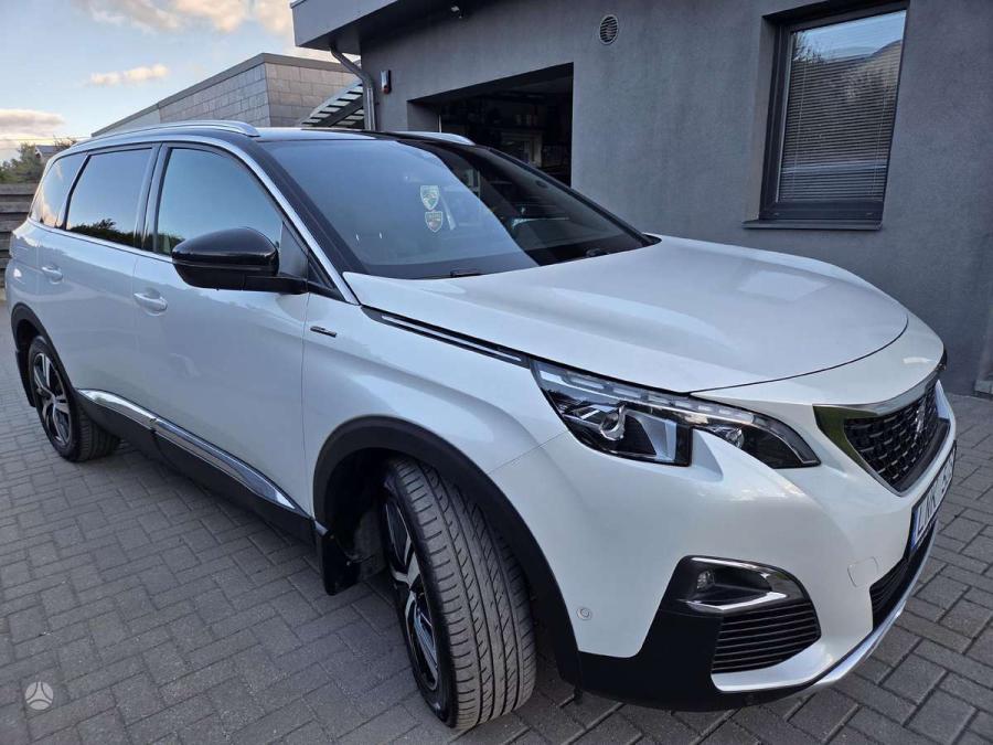 White Peugeot 5008 2020 in Vilnius, with an engine capacity of 2.00 L and mileage of 126 thousand km for 21350 €, photo 2 on AUTOMOTO.COM.LV