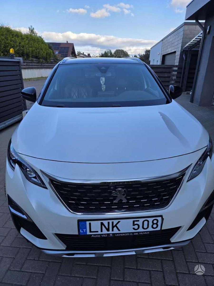 White Peugeot 5008 2020 in Vilnius, with an engine capacity of 2.00 L and mileage of 126 thousand km for 21350 €, photo 5 on AUTOMOTO.COM.LV