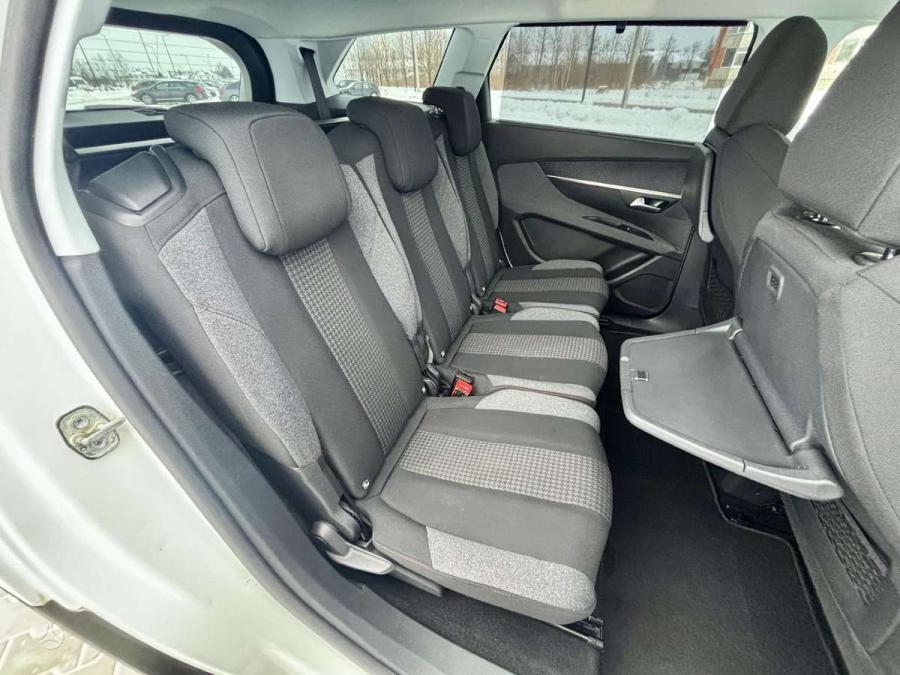 Balts Peugeot 5008 2020 Tauragė, ar dzinēja tilpumu 1.50 L un nobraukumu 250 tūkst. km par 9900 €, foto 13 vietnē AUTOMOTO.COM.LV