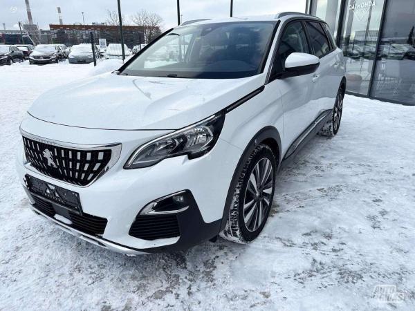 Balts Peugeot 5008 2020 Kauņa, ar dzinēja tilpumu 1.20 L un nobraukumu 204 tūkst. km par 11200 €, foto 1 vietnē AUTOMOTO.COM.LV