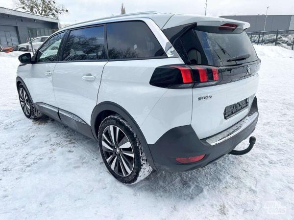 Balts Peugeot 5008 2020 Kauņa, ar dzinēja tilpumu 1.20 L un nobraukumu 204 tūkst. km par 11200 €, foto 3 vietnē AUTOMOTO.COM.LV
