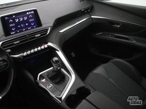 Balts Peugeot 5008 2020 Viļņa, ar dzinēja tilpumu 1.20 L un nobraukumu 107 tūkst. km par 16099 €, foto 23 vietnē AUTOMOTO.COM.LV