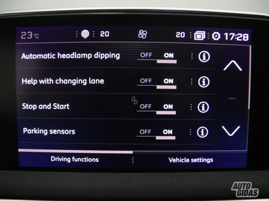 Balts Peugeot 5008 2020 Viļņa, ar dzinēja tilpumu 1.20 L un nobraukumu 107 tūkst. km par 16099 €, foto 31 vietnē AUTOMOTO.COM.LV