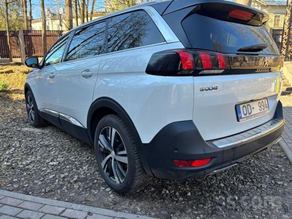 Balts Peugeot 5008 2020 Rīga, ar dzinēja tilpumu 1.50 L un nobraukumu 130 tūkst. km par 16200 €, foto 5 vietnē AUTOMOTO.COM.LV