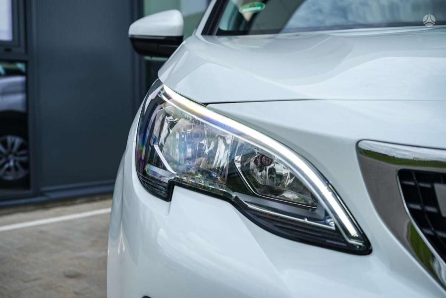 Balts Peugeot 5008 2020 Kauņa, ar dzinēja tilpumu 1.50 L un nobraukumu 156 tūkst. km par 12450 €, foto 8 vietnē AUTOMOTO.COM.LV