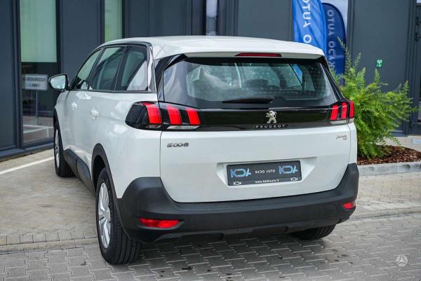 Balts Peugeot 5008 2020 Kauņa, ar dzinēja tilpumu 1.50 L un nobraukumu 156 tūkst. km par 12450 €, foto 9 vietnē AUTOMOTO.COM.LV