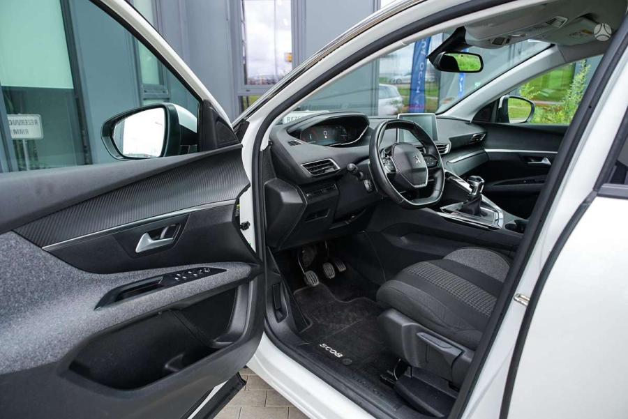 Balts Peugeot 5008 2020 Kauņa, ar dzinēja tilpumu 1.50 L un nobraukumu 156 tūkst. km par 12450 €, foto 24 vietnē AUTOMOTO.COM.LV