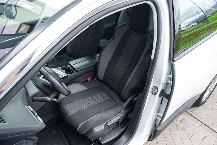 Balts Peugeot 5008 2020 Kauņa, ar dzinēja tilpumu 1.50 L un nobraukumu 156 tūkst. km par 12450 €, foto 27 vietnē AUTOMOTO.COM.LV