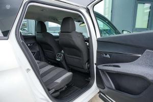Balts Peugeot 5008 2020 Kauņa, ar dzinēja tilpumu 1.50 L un nobraukumu 156 tūkst. km par 12450 €, foto 32 vietnē AUTOMOTO.COM.LV