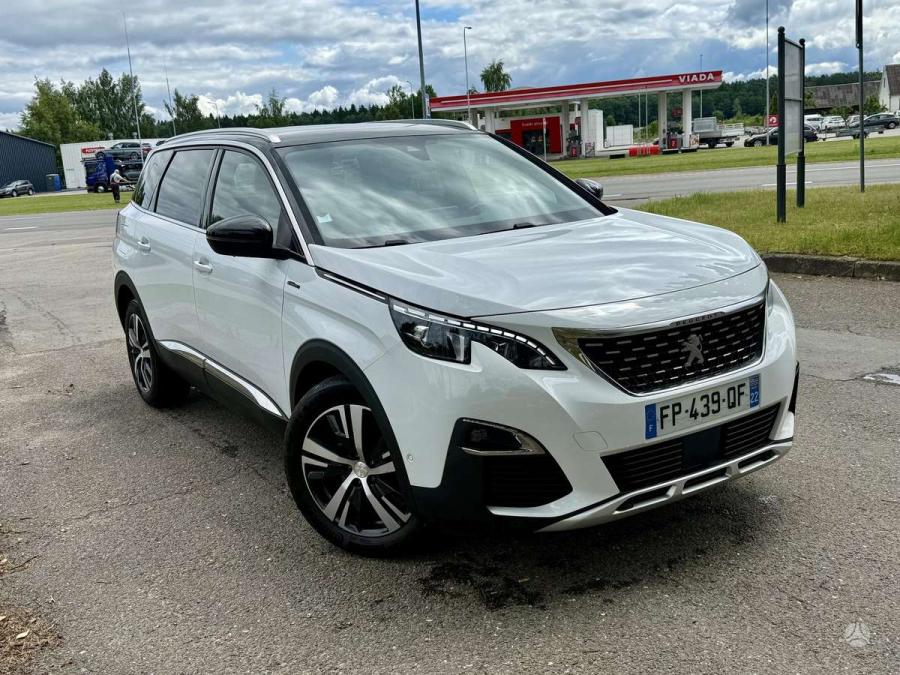 White Peugeot 5008 2020 in Taurage, with an engine capacity of 1.50 L and mileage of 178 thousand km for 12900 €, photo 6 on AUTOMOTO.COM.LV