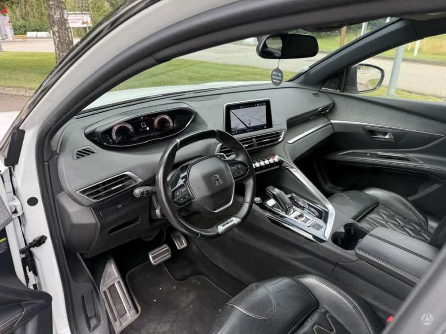 White Peugeot 5008 2020 in Taurage, with an engine capacity of 1.50 L and mileage of 178 thousand km for 12900 €, photo 14 on AUTOMOTO.COM.LV