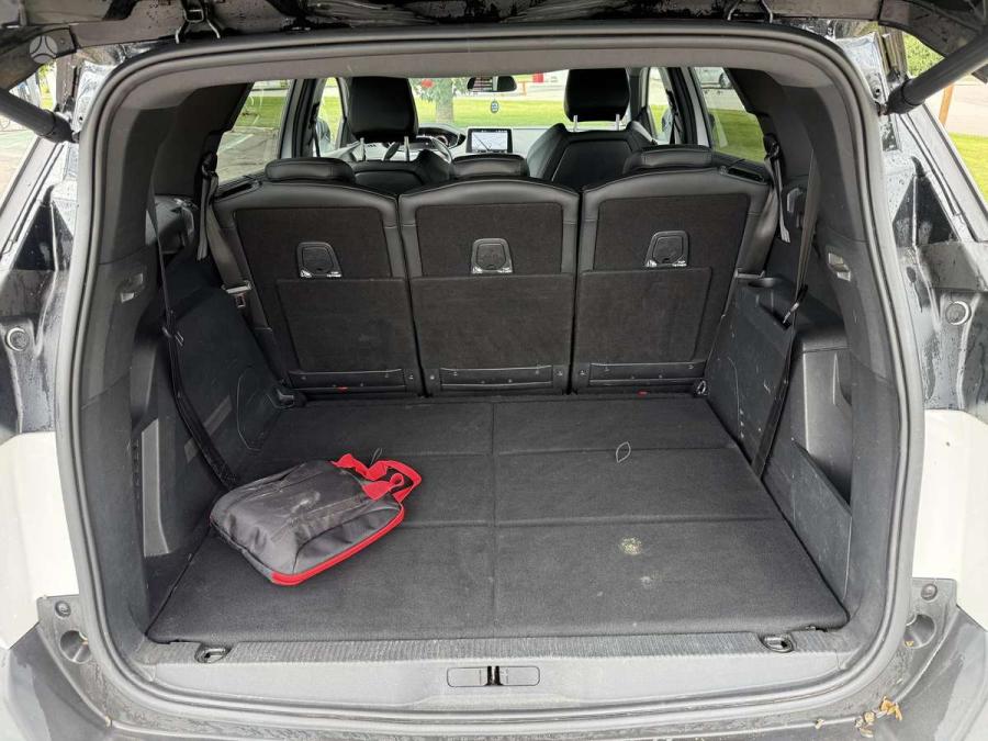 White Peugeot 5008 2020 in Taurage, with an engine capacity of 1.50 L and mileage of 178 thousand km for 12900 €, photo 27 on AUTOMOTO.COM.LV