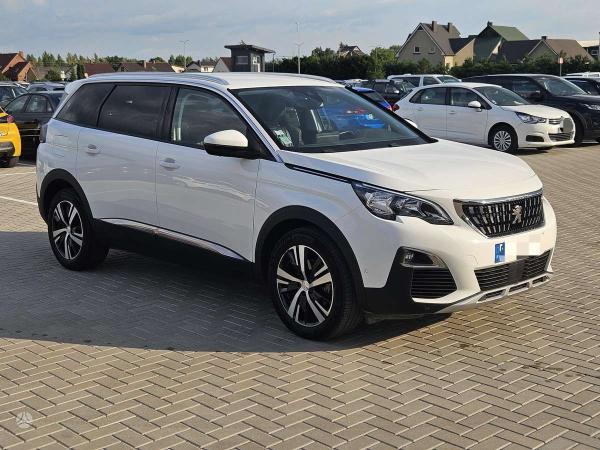 Balts Peugeot 5008 2020 Klaipėda, ar dzinēja tilpumu 1.50 L un nobraukumu 226 tūkst. km par 10900 €, foto 1 vietnē AUTOMOTO.COM.LV