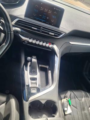 Balts Peugeot 5008 2020 Jelgava, ar dzinēja tilpumu 1.50 L un nobraukumu 162 tūkst. km par 11900 €, foto 17 vietnē AUTOMOTO.COM.LV