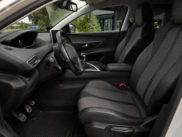 Peugeot 5008 2020 Pakruojis vietnÄ Balts Peugeot 5008 2020 Pakruojis, ar dzinÄja tilpumu 1.50 L un nobraukumu 180 tÅ«kst. km par 9600 ā¬, foto 10 vietnÄ AUTOMOTO.COM.LV