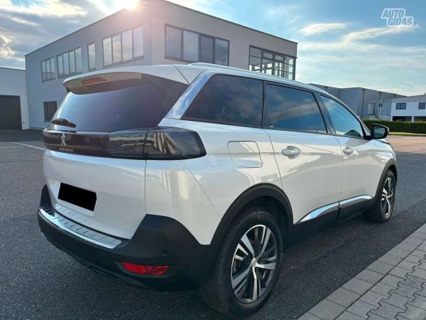 Balts Peugeot 5008 2021 Kauņa, ar dzinēja tilpumu 1.20 L un nobraukumu 100 tūkst. km par 25168 €, foto 3 vietnē AUTOMOTO.COM.LV