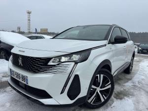White Peugeot 5008 2021 in Vilnius, with an engine capacity of 1.20 L and mileage of 166 thousand km for 15487 €, photo  on AUTOMOTO.COM.LV