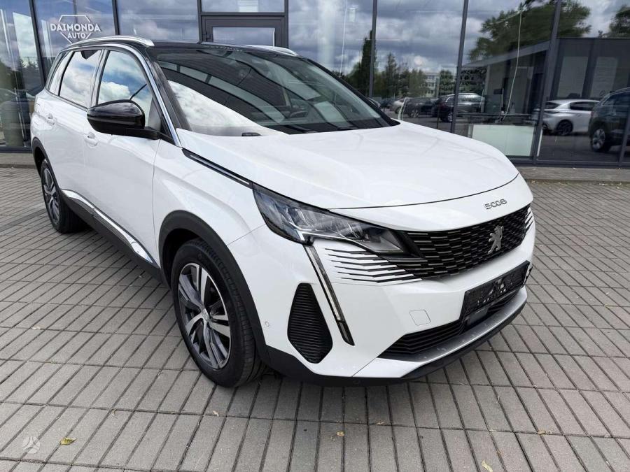 White Peugeot 5008 2021 in Kaunas, with an engine capacity of 1.20 L and mileage of 164 thousand km for 15200 €, photo 3 on AUTOMOTO.COM.LV