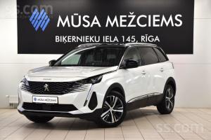 White Peugeot 5008 2021 in Riga, with an engine capacity of 1.20 L and mileage of 104 thousand km for 17990 €, photo  on AUTOMOTO.COM.LV