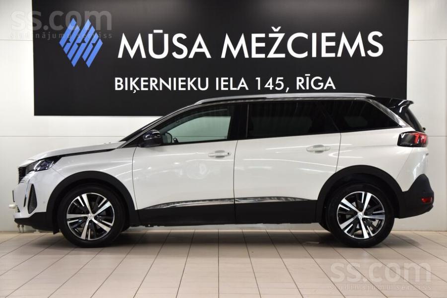 White Peugeot 5008 2021 in Riga, with an engine capacity of 1.20 L and mileage of 104 thousand km for 17990 €, photo 10 on AUTOMOTO.COM.LV
