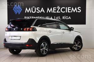 White Peugeot 5008 2021 in Riga, with an engine capacity of 1.20 L and mileage of 104 thousand km for 17990 €, photo 12 on AUTOMOTO.COM.LV