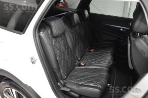 White Peugeot 5008 2021 in Riga, with an engine capacity of 1.20 L and mileage of 104 thousand km for 17990 €, photo 33 on AUTOMOTO.COM.LV