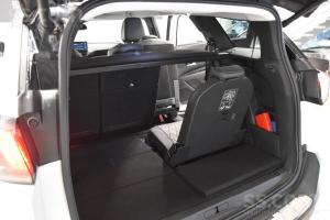 White Peugeot 5008 2021 in Riga, with an engine capacity of 1.20 L and mileage of 104 thousand km for 17990 €, photo 34 on AUTOMOTO.COM.LV