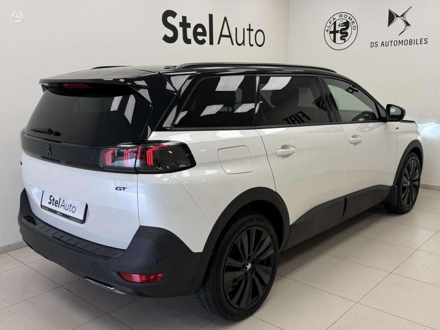 White Peugeot 5008 2021 in Vilnius, with an engine capacity of 1.20 L and mileage of 44 thousand km for 19990 €, photo 6 on AUTOMOTO.COM.LV
