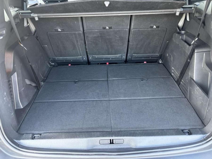 White Peugeot 5008 2021 in Taurage, with an engine capacity of 2.00 L and mileage of 210 thousand km for 16500 €, photo 34 on AUTOMOTO.COM.LV
