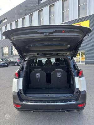 White Peugeot 5008 2021 in Taurage, with an engine capacity of 2.00 L and mileage of 210 thousand km for 16500 €, photo 35 on AUTOMOTO.COM.LV