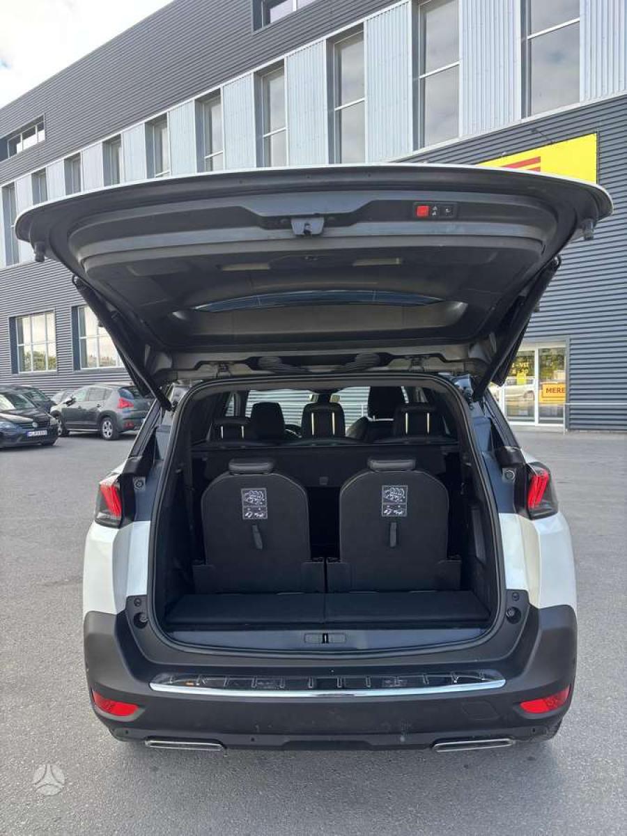 White Peugeot 5008 2021 in Taurage, with an engine capacity of 2.00 L and mileage of 210 thousand km for 16500 €, photo 35 on AUTOMOTO.COM.LV