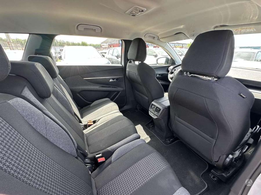 Balts Peugeot 5008 2022 Viļņa, ar dzinēja tilpumu 1.20 L un nobraukumu 159 tūkst. km par 12462 €, foto 17 vietnē AUTOMOTO.COM.LV