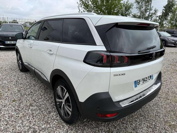 Balts Peugeot 5008 2022 Marijampole, ar dzinēja tilpumu 1.50 L un nobraukumu 165 tūkst. km par 17781 €, foto 7 vietnē AUTOMOTO.COM.LV